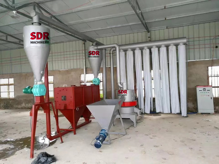 China Biomass Powder Grinder,Wood Flour Pulverizer Manufacturer and ...